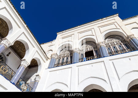 Columns with Moroccan tiles Stock Photo - Alamy