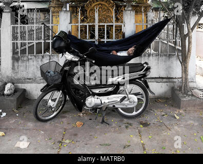 Having a well earned rest Stock Photo - Alamy