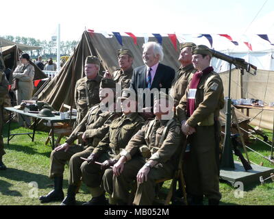 Dad's Army actor Ian Lavender with his wife Susan and 10-month-old baby ...