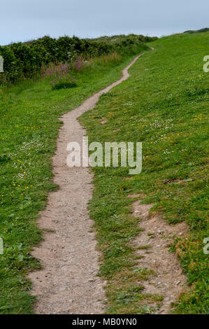 Coastal path in Portscatho, Roseland Peninsula, Cornwall, UK Stock ...