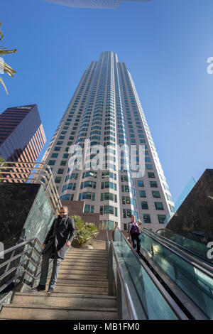 U.S. Bank Tower, formerly Library Tower and First Interstate Bank World ...