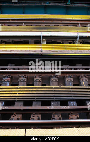 July 1, 2013 - New York City, NY, USA - Actress Miranda Cosgrove left ...