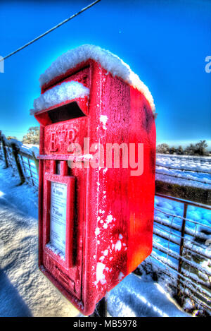 Village of Coddington, England. Artistic winter view over a pasture ...