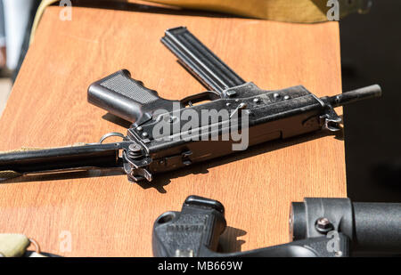 Russian firearms. Submachine gun PP-90, folded Stock Photo - Alamy