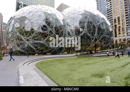 Amazon Spheres office building in Downtown Seattle, Washington Stock ...