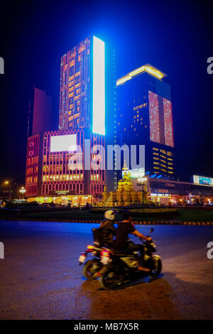 Naga World Hotel and Casino, Phnom Penh, Cambodia Stock Photo - Alamy