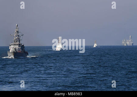 COAST GUARD, from left, Frances Dee, Randolph Scott, 1939 Stock Photo ...