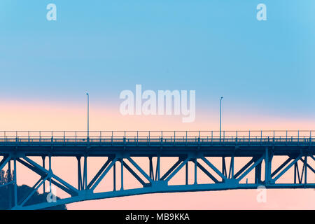 The Bridge over Lake Union in Seattle - SEATTLE, USA - APRIL 11, 2017 ...
