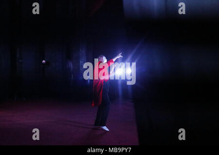 Dhaka, Bangladesh. 8th Apr, 2018. A German mime artist Nemo is ...