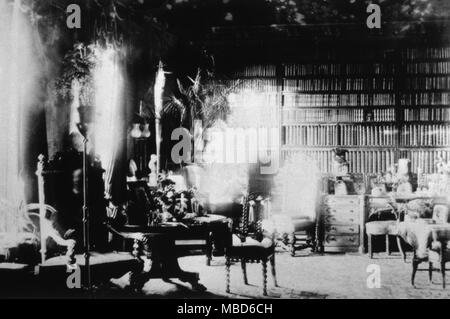 GHOSTS - SPIRIT PHOTOS The Ghost of Lord Combermere. One of the most ...