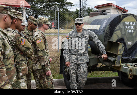 Soldiers with the U.S. Army Forces (ARFOR) and the Forcas de Defesa de ...