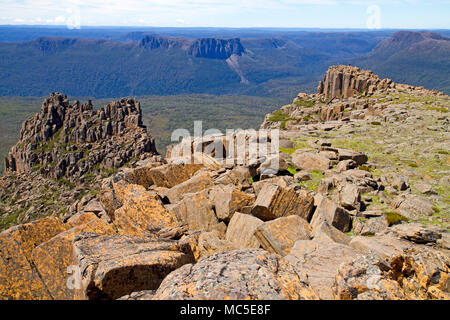 The summit of Mt Ossa, Tasmania's highest mountain Stock Photo - Alamy
