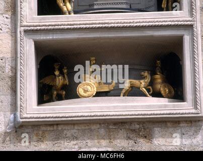 Mars on his chariot Stock Photo - Alamy