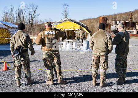 Soldiers from the West Virginia Army National Guard's 1st Battalion ...