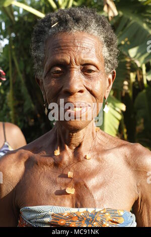portrait of a beautiful woman from Benin Stock Photo - Alamy