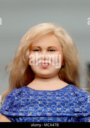 the 1st Princess Amalia doll - made by the Russian doll artist Elena ...