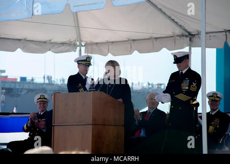 SAN DIEGO (Feb. 3, 2018) Warren Buffett, center, and his wife Astrid ...