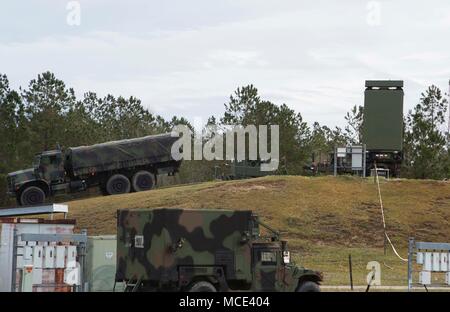 An AN/TPS-80 Ground/Air Task Oriented Radar starts up at Marine Corps ...