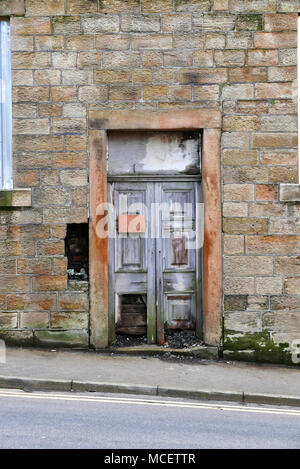 Boarded up factory Stock Photo - Alamy
