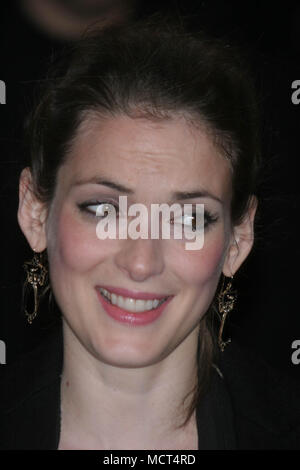 WINONA RYDER 2006 Photo By John Barrett/PHOTOlink/MediaPunch Stock ...