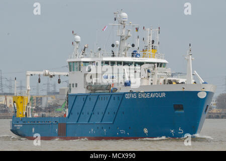 Research Vessel CEFAS ENDEAVOUR heading up the River Thames to London ...