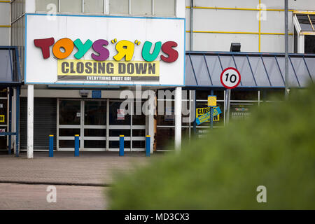 Manchester, UK. 18th Apr, 2018., UK Toys R Us store at Central Retail ...