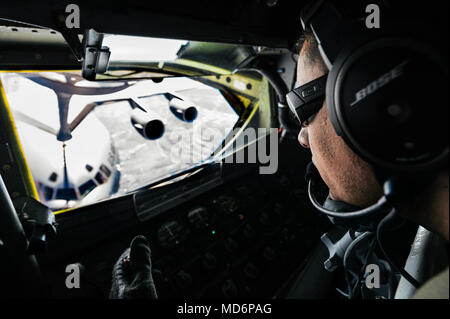 Senior Master Sgt. Oz Castro, 336th Aerial Refueling Squadron boom ...