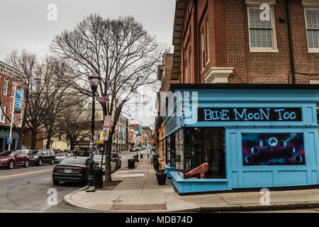 Baltimore, Maryland, USA. Funky and ecclectic Blue Moon Cafe serves ...