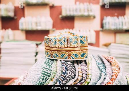 Kuma, the traditional decorated cap in Oman Stock Photo - Alamy