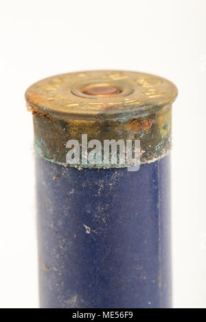 16 Gauge Vintage Eley Kynoch Paper Cartridges No 6 shot Stock Photo - Alamy