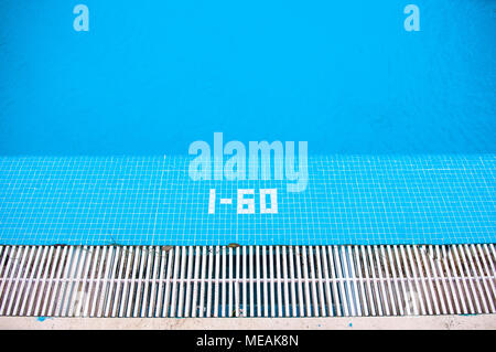Swimming Pool Depth Indicator Stock Photo - Alamy