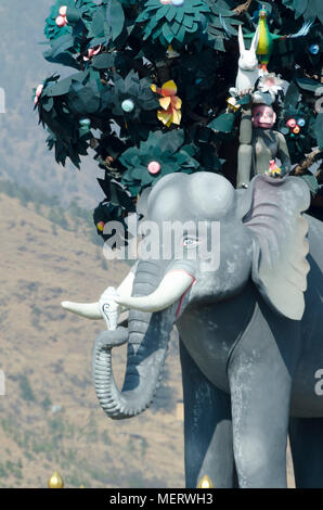 The four harmonious friends : elephant, monkey, rabbit and pheasant ...