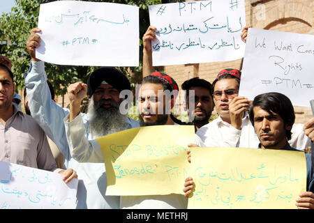Pashtun Tahafuz Movement protest against the Pakistan Army outside the ...