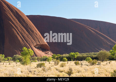 Sloping sedimentary layers visible in the rock face of Uluru (Ayers ...