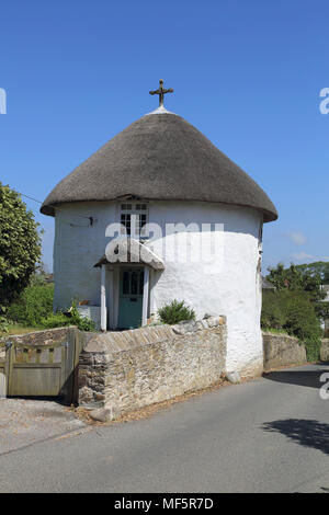round houses in the cornish village of veryan , built so the devil had ...