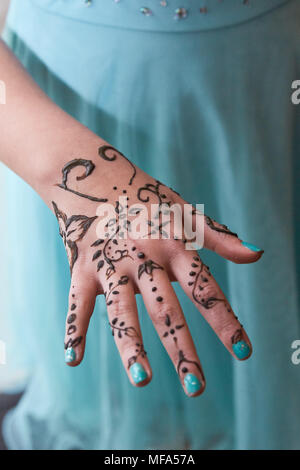 Henna art work for a Bat Mitzvah Stock Photo - Alamy