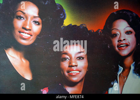 The Three Degrees (A Collection of their 20 Greatest Hits) Album Sleeve ...