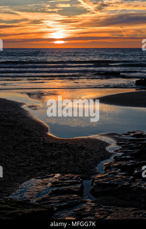 Trebarwith Strand, summer sunset, North Cornwall, England, UK Stock ...