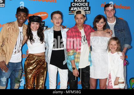 Hunter Street Cast, Wilson Radjou-Pujalte, Kyra Isako Smith, Kate ...