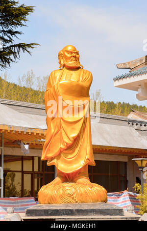 Wushu house at the Authentic Shaolin Monastery (Shaolin Temple), a Zen ...