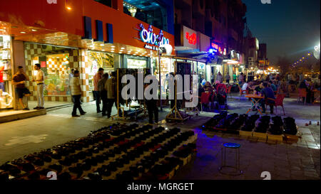 The intersection of El Rowad in Mansour district in Baghdad, Iraq Stock ...