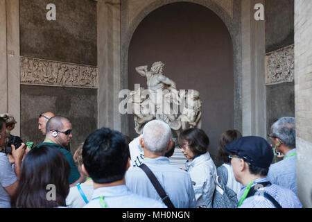 Laocoön and His Sons sculpture Stock Photo - Alamy