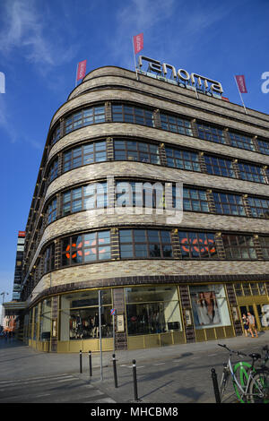 Wertheim department store in Wroclaw, 1930 Stock Photo - Alamy