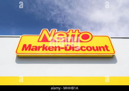 Netto Marken Discount logo, Germany, Europe Stock Photo: 183396378 - Alamy
