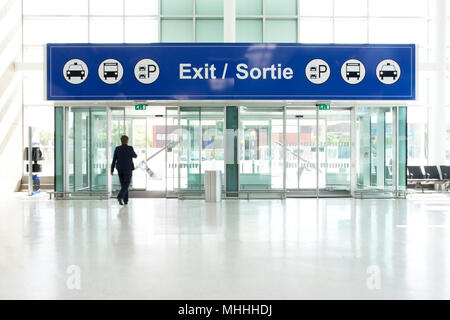 Sortie Exit sign Stock Photo - Alamy