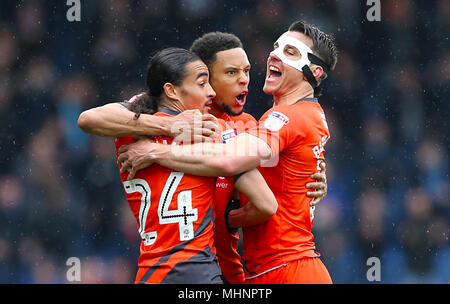 Wycombe Wanderers' Nathan Tyson (centre) celebrates scoring with his ...