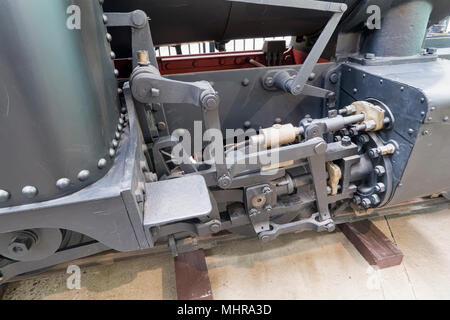 Undercarriage of a steam engine train Stock Photo: 75321767 - Alamy