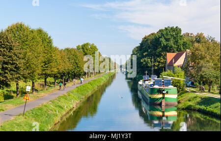 canal lock,rhine rhone canal,france Stock Photo - Alamy