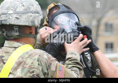 Ft. Carson, C.O. based U.S. Army Soldiers with the 10th Chemical ...