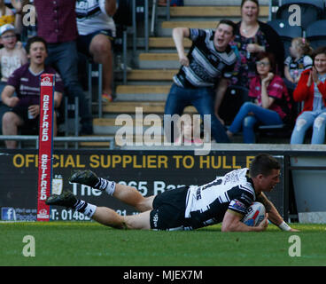Hull Fc Jamie Shaul scores his try during the Betfred Super League ...